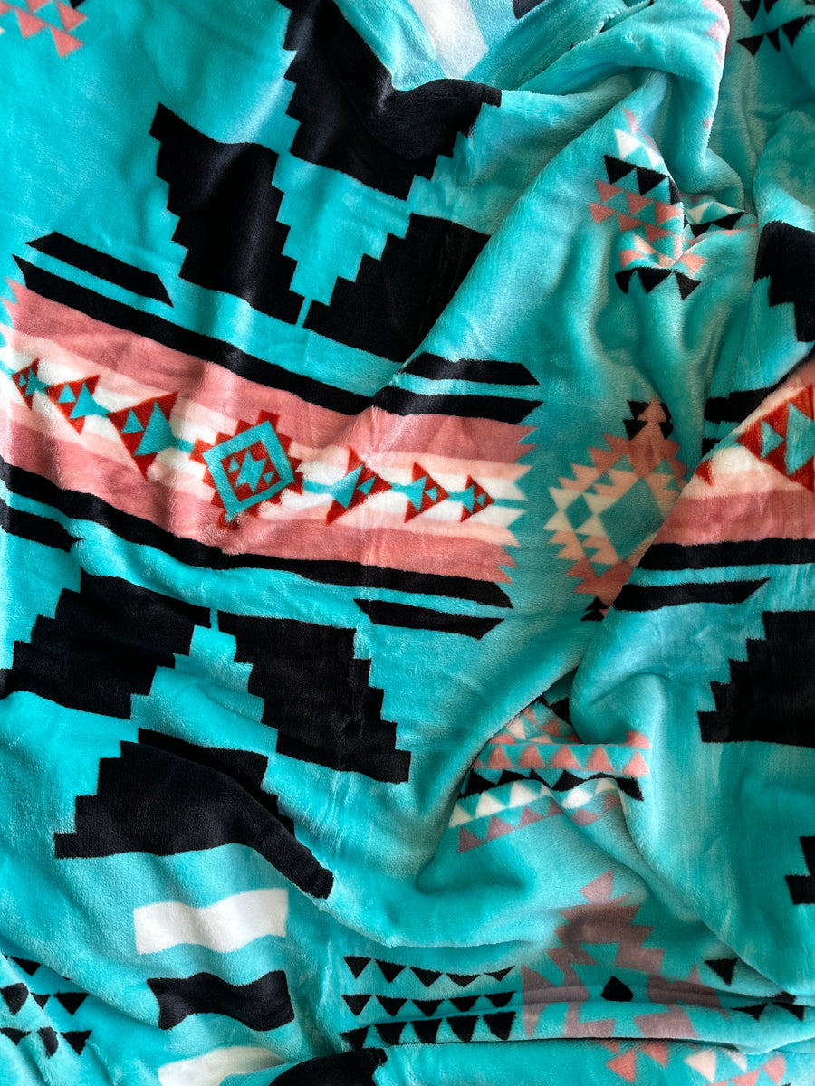 Turquoise & Peach Southwest Aztec Flannel Blanket – Sally Linen